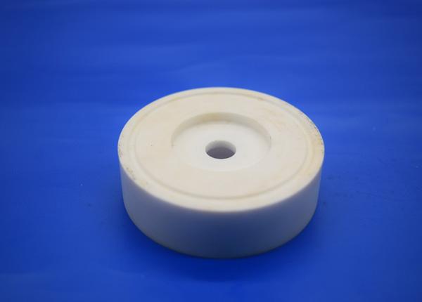 White Color Machinable Ceramic Block 95 - 99.7 % Alumina Circular Block ...