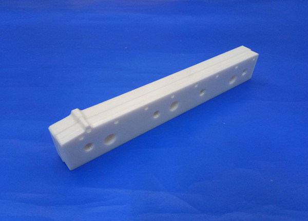 95% Zro2 Substrate Machinable Ceramic Block , Wear Grooved Ceramic ...