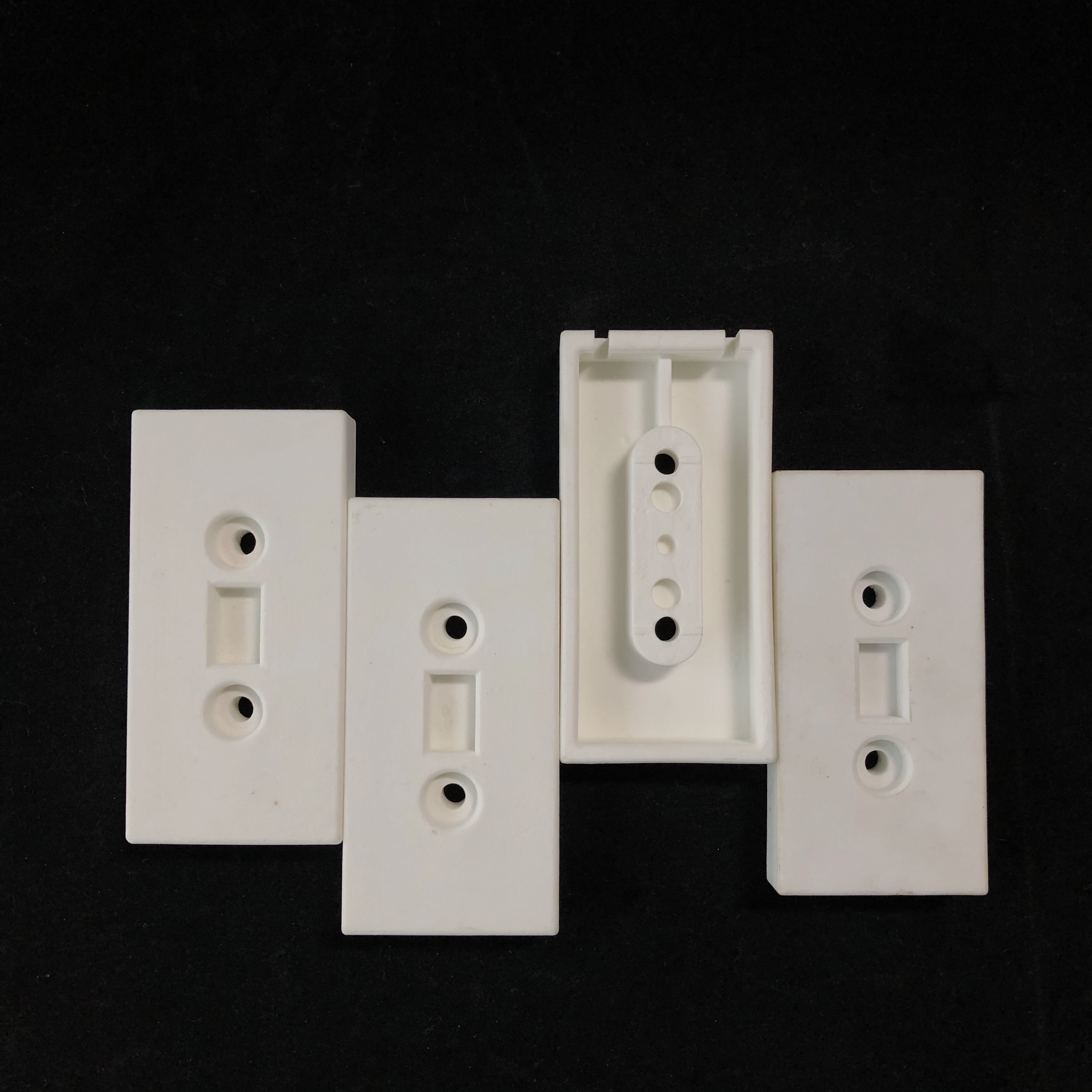 Steatite Ceramic Insulating Machine Parts Boat Resistor Insulator